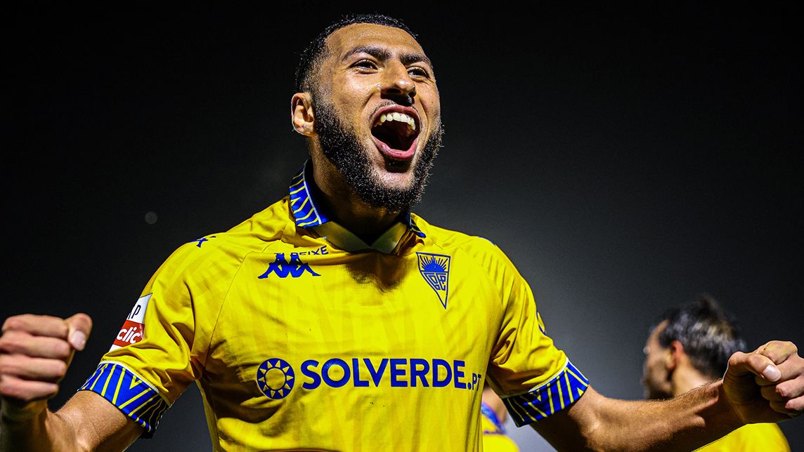Liga Portugal - Estoril Praia volta a sorrir com hat-trick de Begraoui